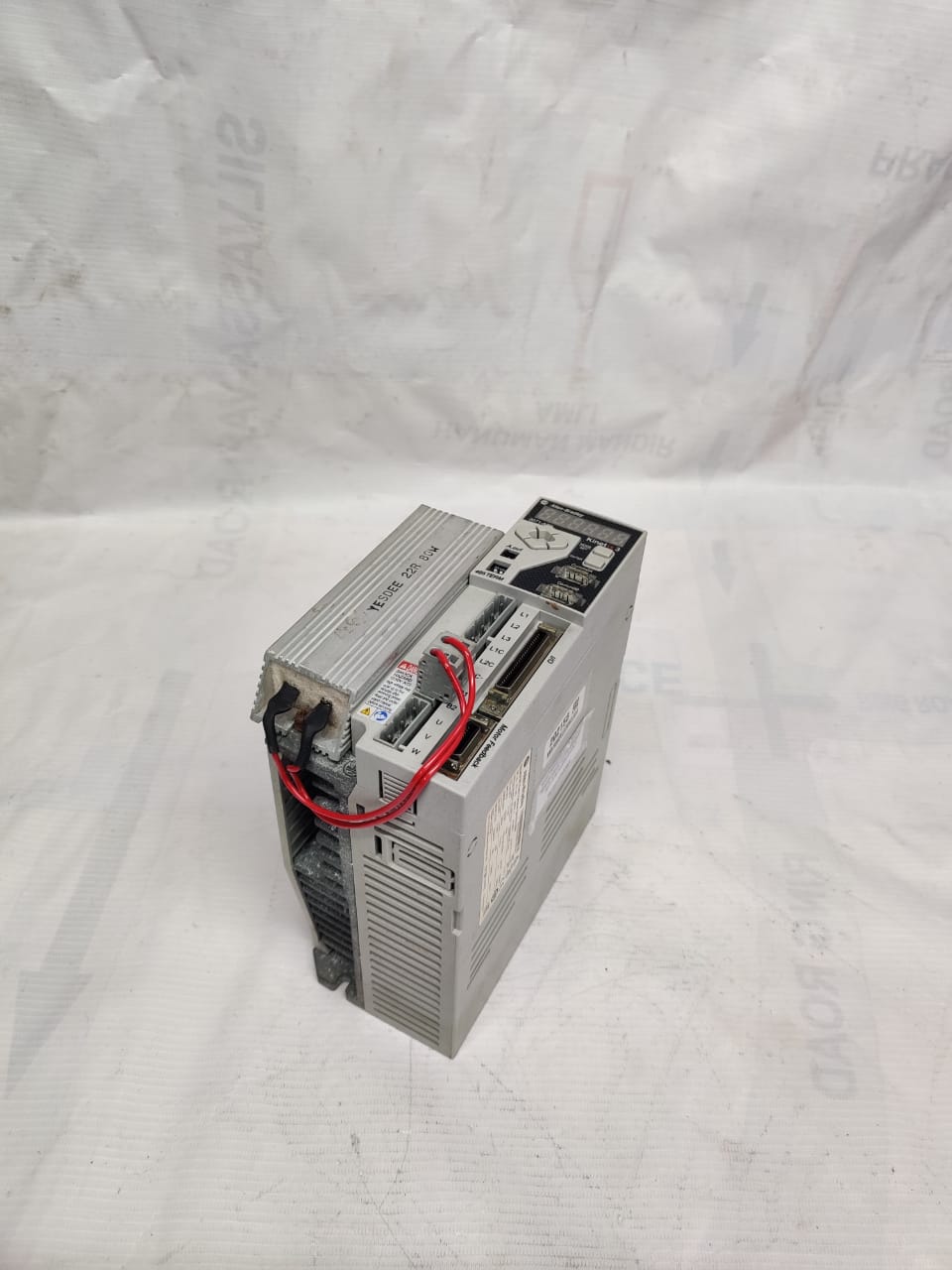 ALLEN BRADLEY SERVO DRIVE 2071-AP8 5AMP 415VOLT Premiere Electronics