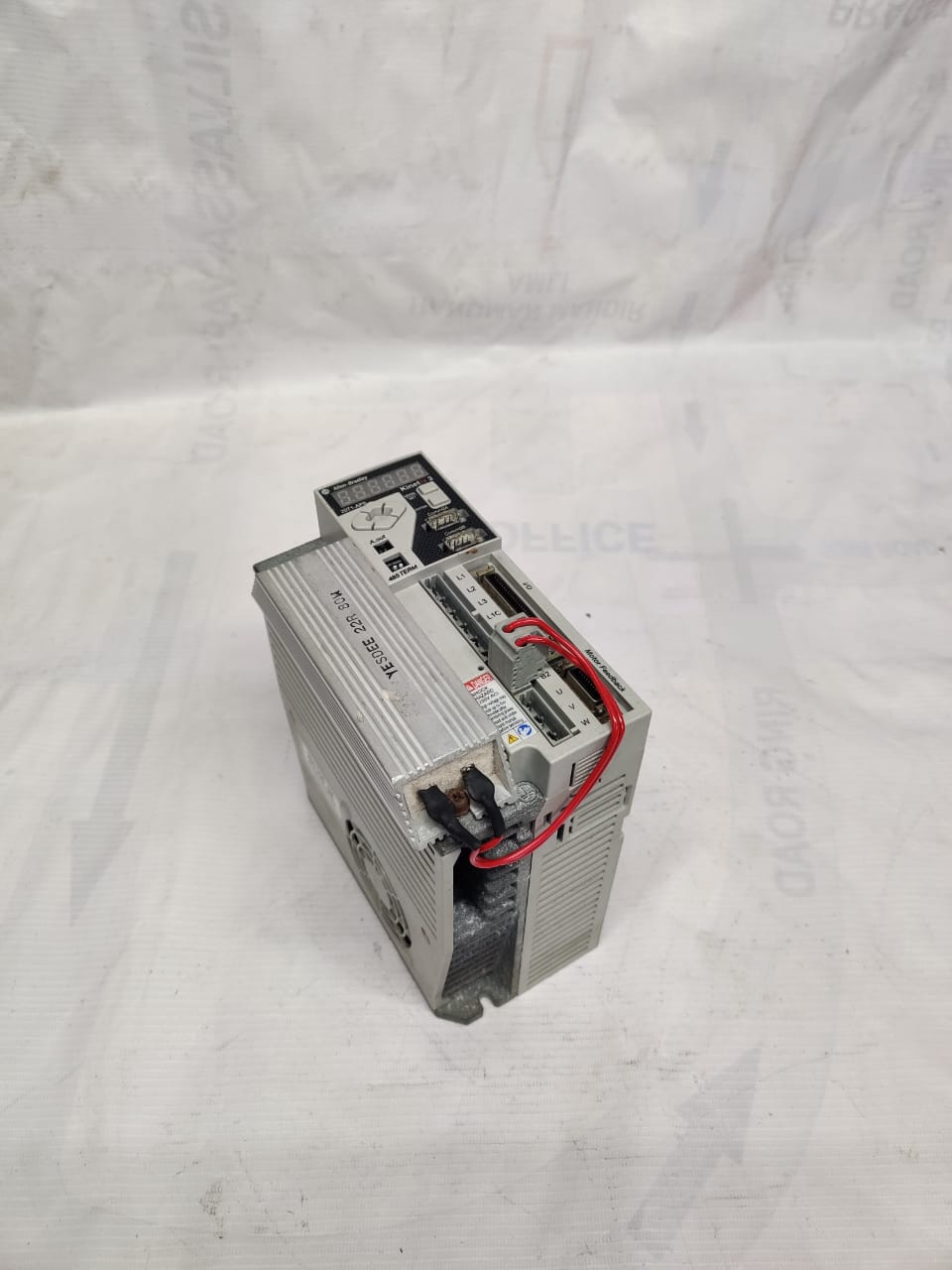 ALLEN BRADLEY SERVO DRIVE 2071-AP8 5AMP 415VOLT Premiere Electronics