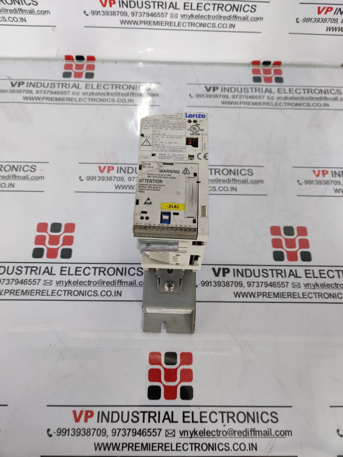 AC DRIVE LENZE 8200 VECTOR 0.37KW/215VOLT Premiere Electronics